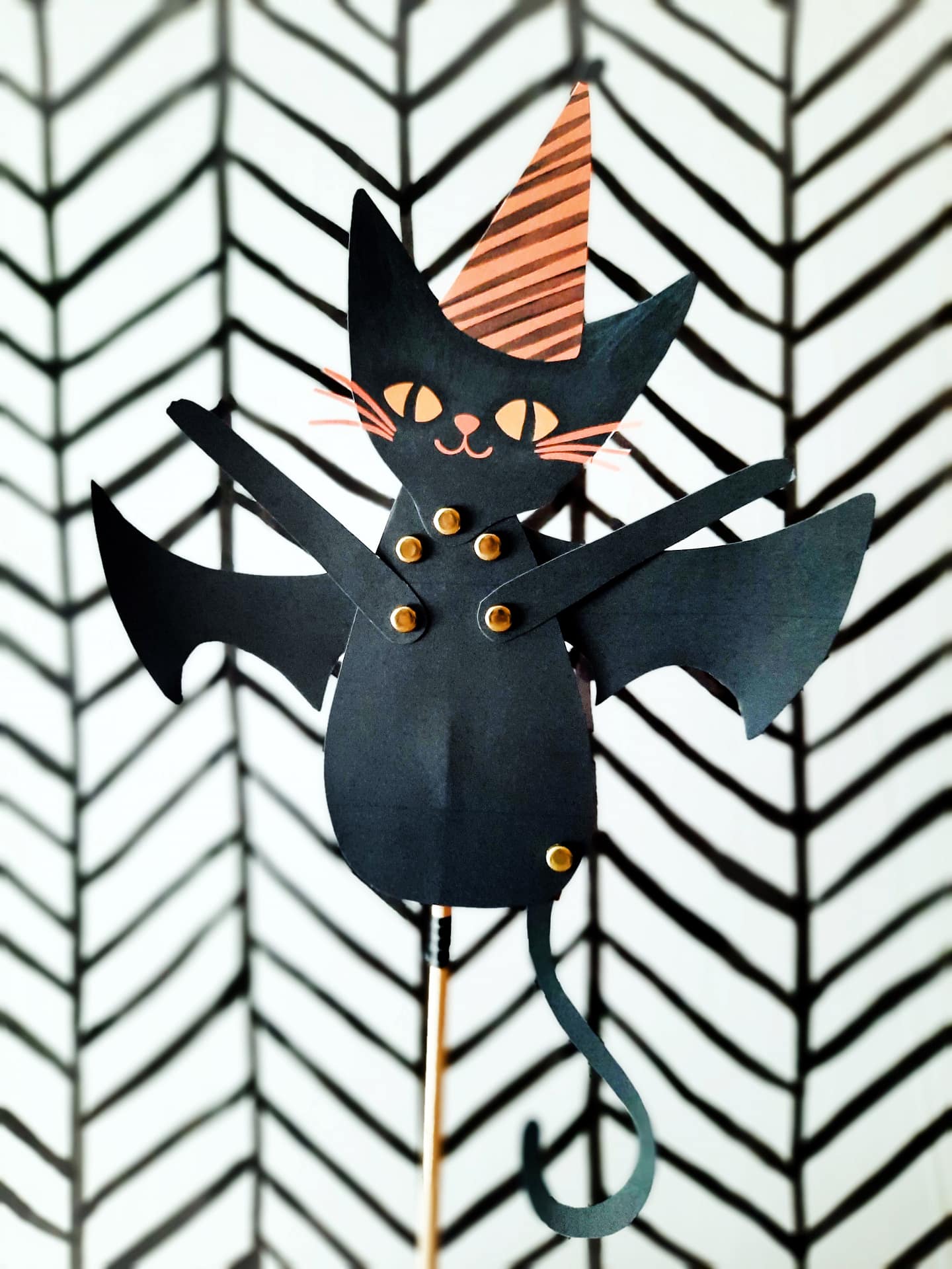Halloween Printable Articulated Cat Bat Paper Puppet - LOLA + SOFIA
