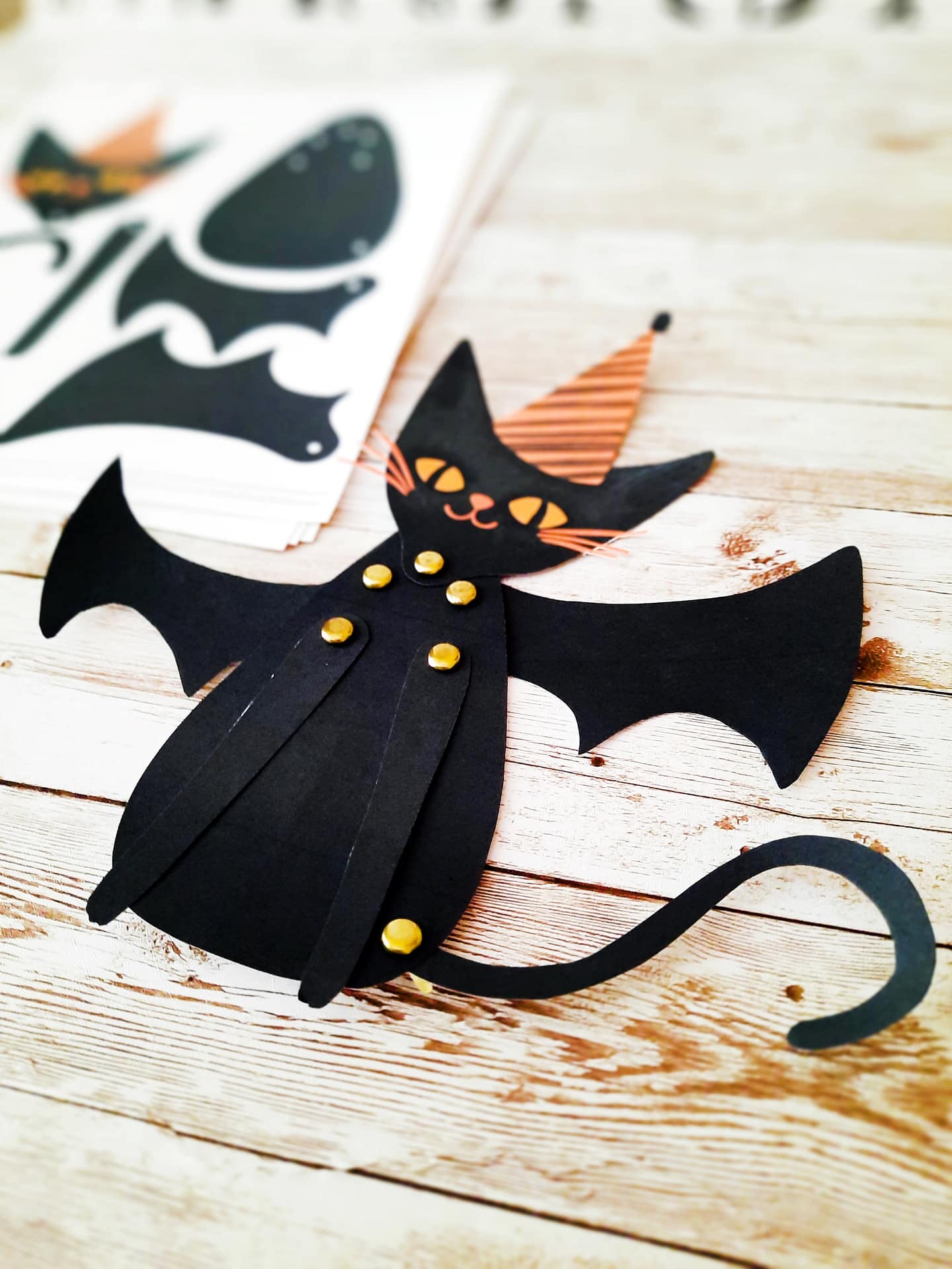 Halloween Printable Articulated Cat Bat Paper Puppet - LOLA + SOFIA
